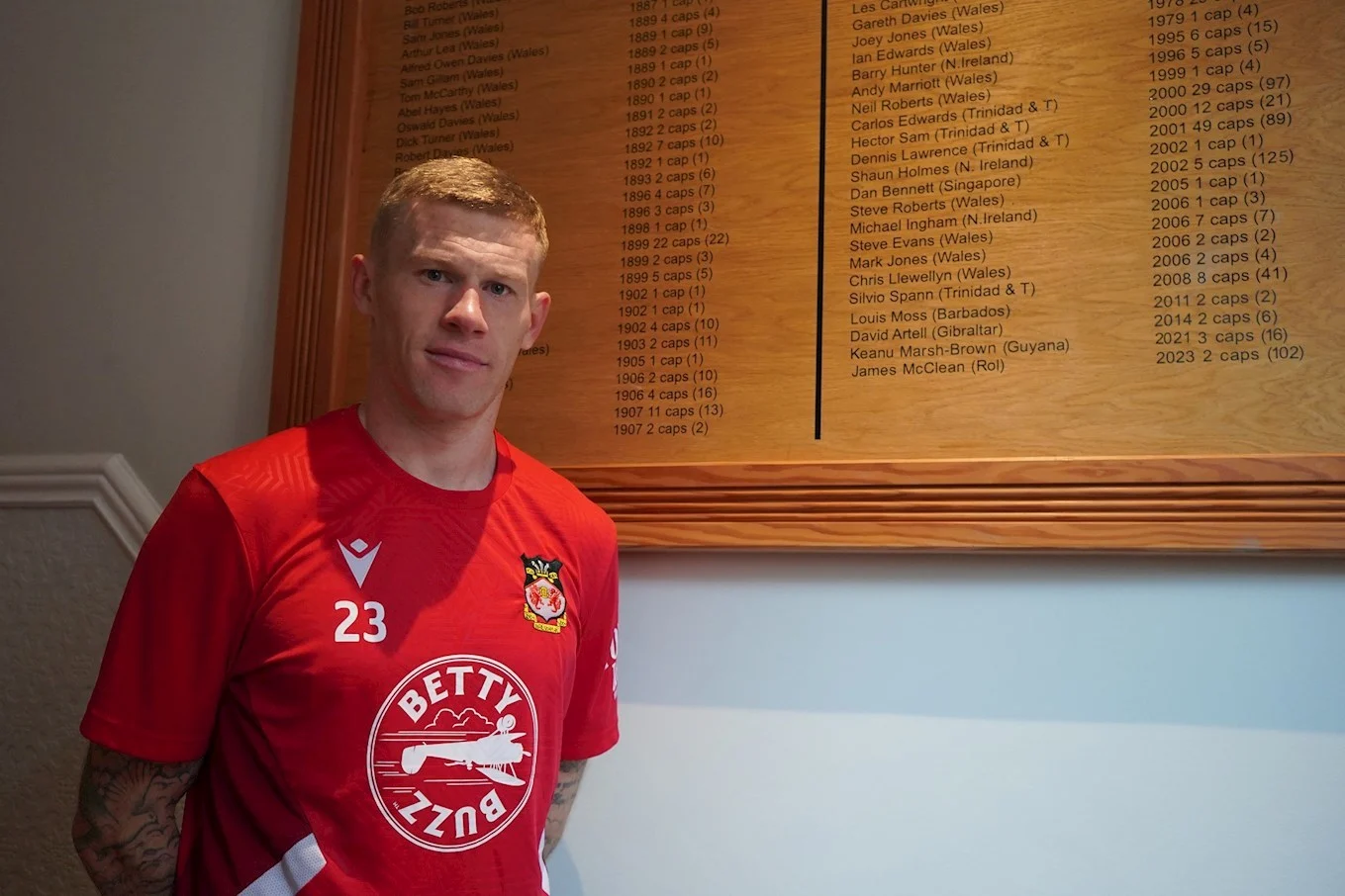 James McClean confirma sua aposentadoria da seleção Irlandesa