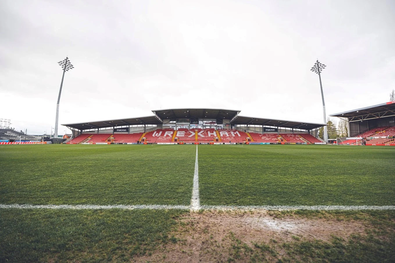 Comunicado Oficial: Mudanças no Wrexham AFC